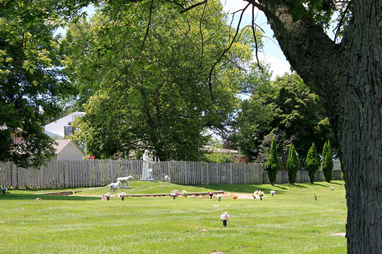 Good Shepherd Garden - Dulaney Valley Memorial Gardens
