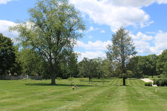 Good Shepherd Garden - Dulaney Valley Memorial Gardens